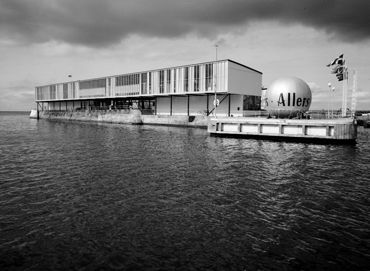 H55, Helsingborgsutställningen Exteriör. Restaurang Parapeten. Vatten i ...