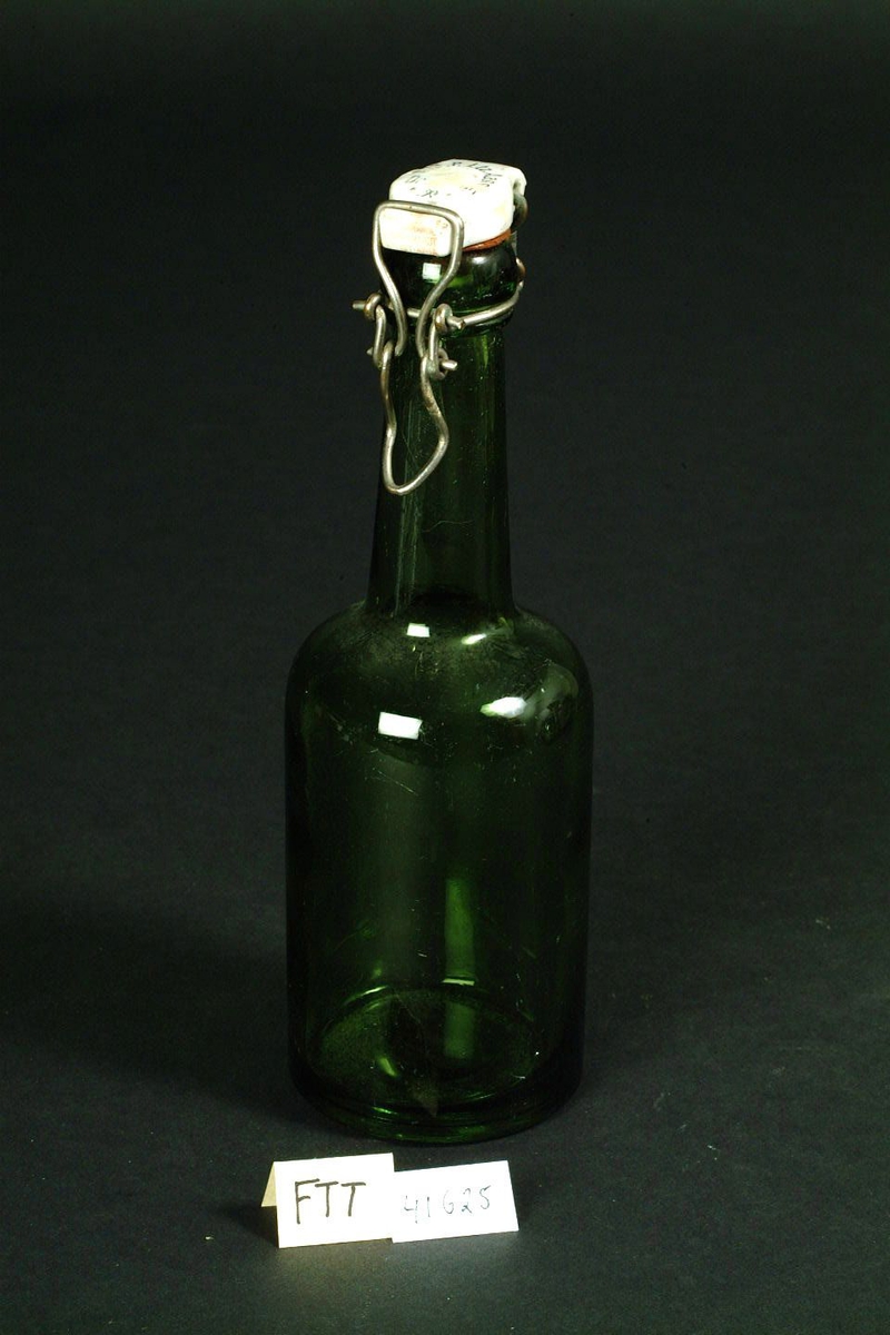 Flaske - Sverresborg Trøndelag Folkemuseum / DigitaltMuseum