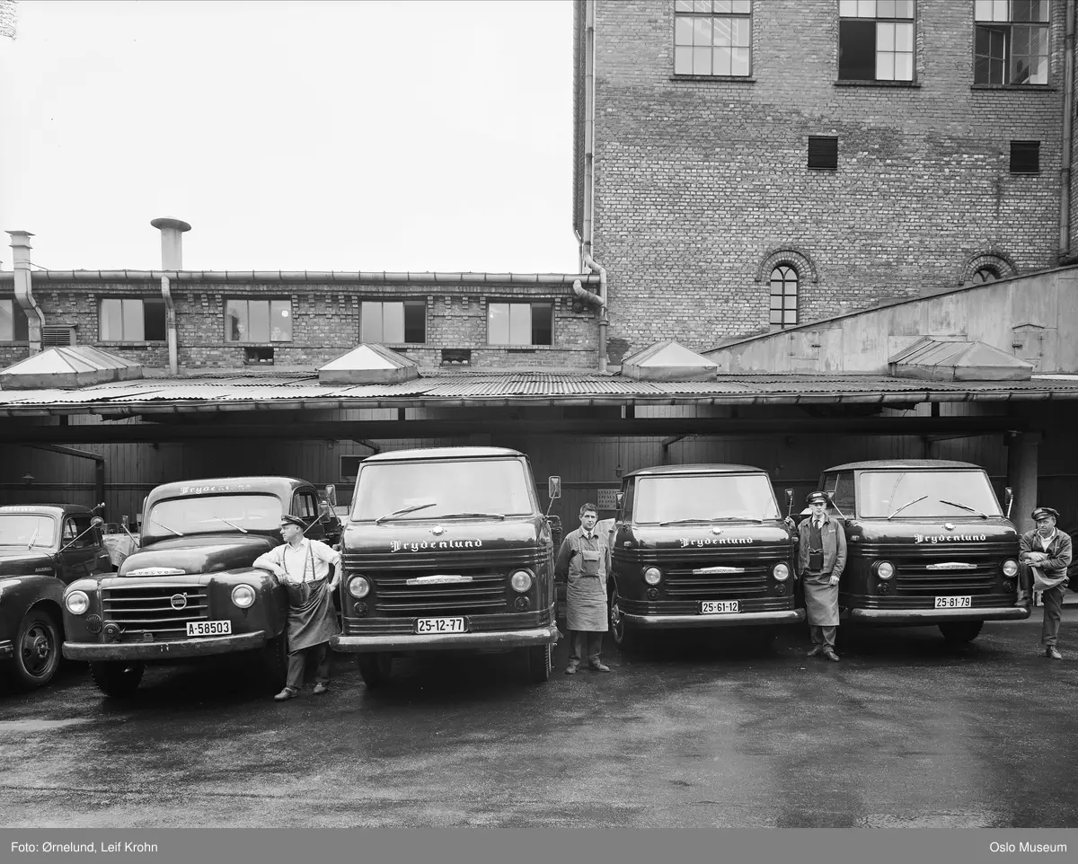 Frydenlunds bryggeris varebiler. - Oslo Museum / DigitaltMuseum