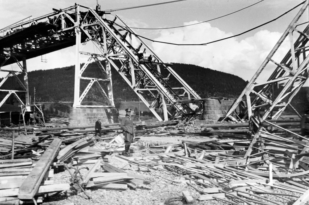 Minnesund bru, Minnesundbrua, brua ble sprengt, Minnesund bro etter ...