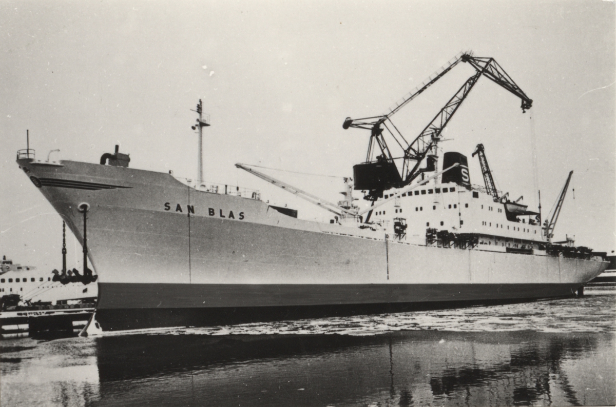 Nr. 104 ms SAN BLAS. Kylfartyg, byggd 1967 vid Eriksberg för RAB ...