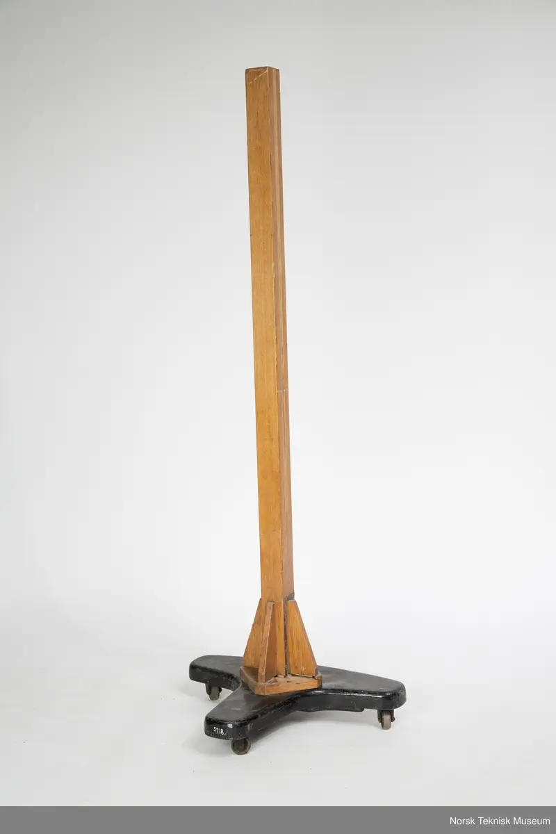 Stativ - Norsk Teknisk Museum / DigitaltMuseum