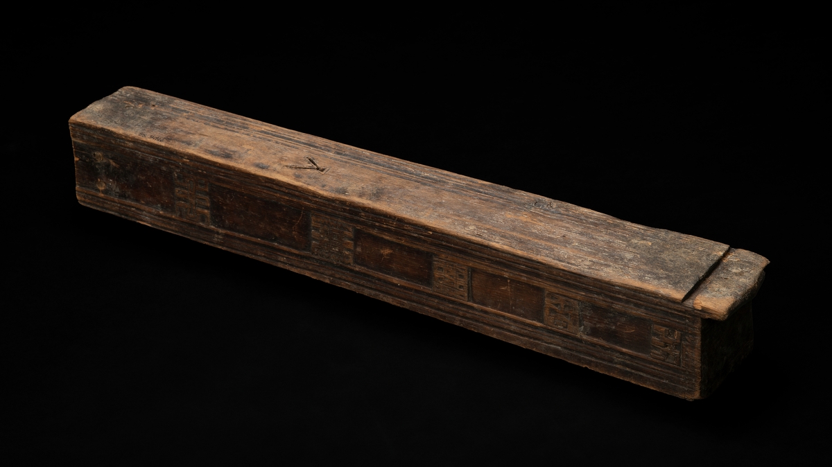 Langeleik - Maihaugen / DigitaltMuseum