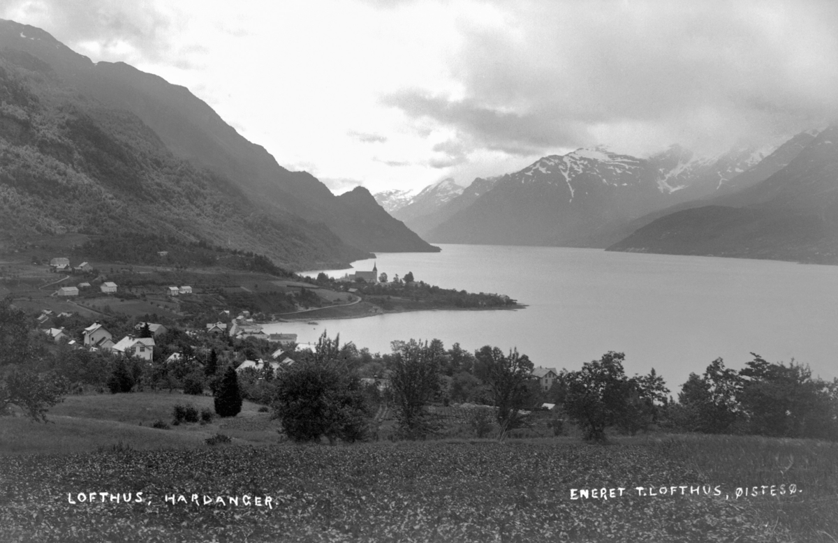 Lofthus fotografiske samling - Universitetsmuseet i Bergen, Fotobasen ...