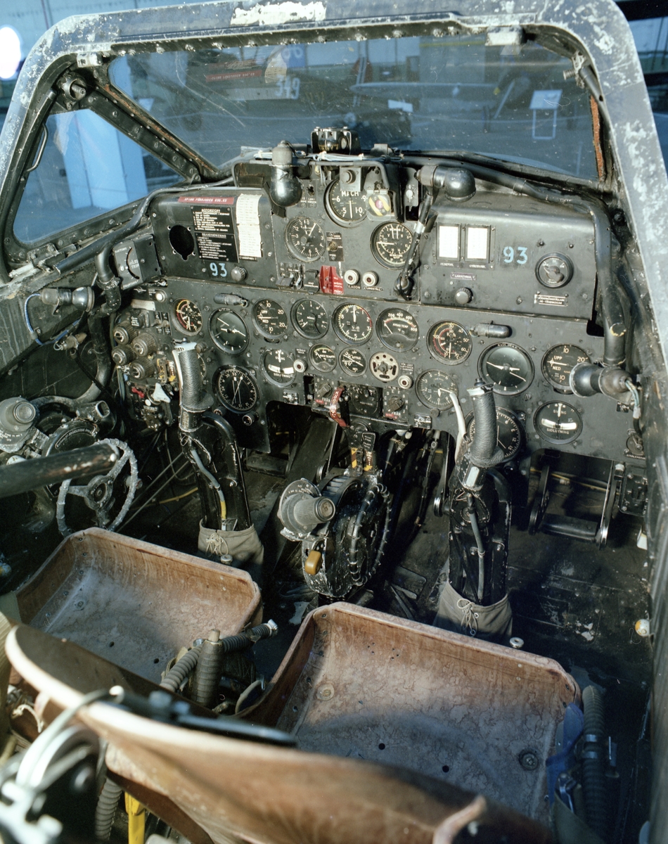 Cockpit de Havilland Vampire T.55. - Forsvarets museer / DigitaltMuseum