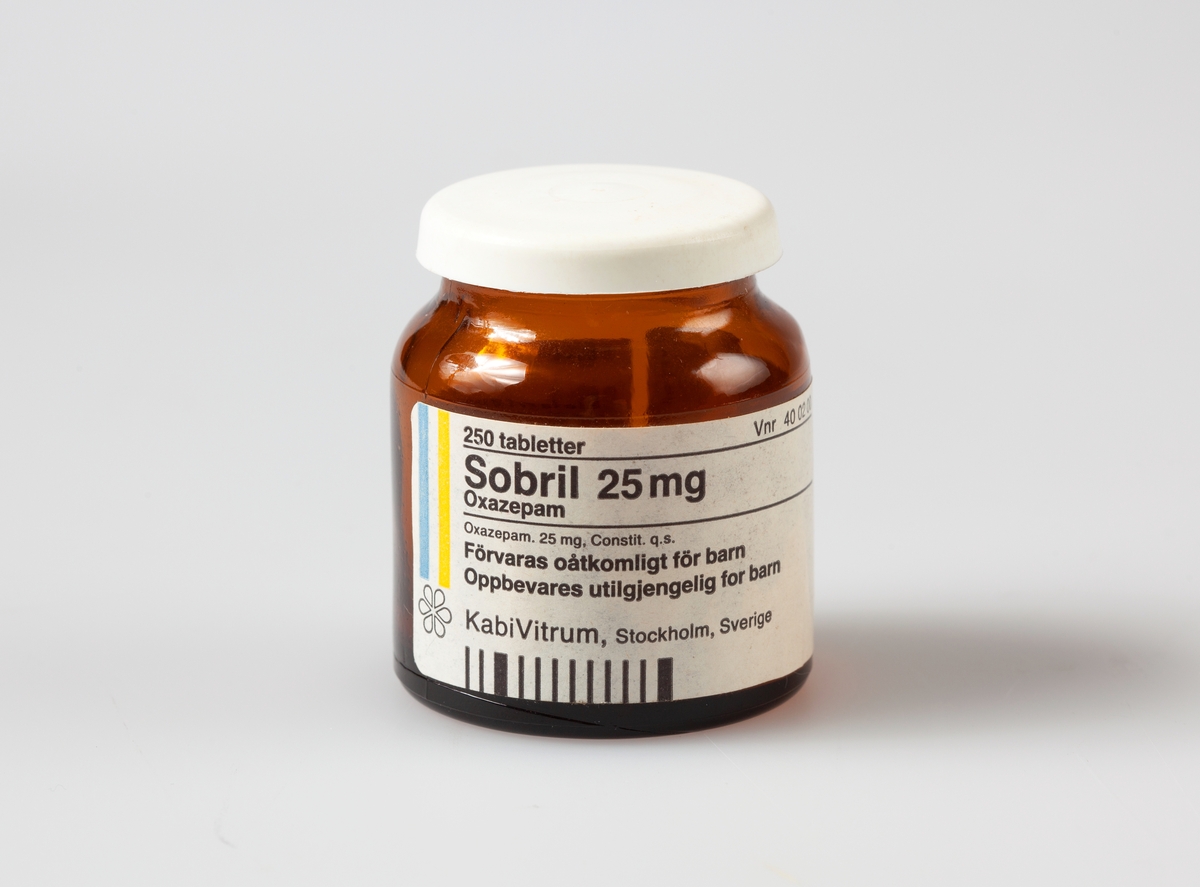 Medisinboks - Norsk Farmasihistorisk Museum / DigitaltMuseum