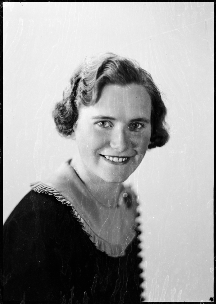 Ateljé Mira. Beställare: Elsa Olsson "Tandläkare Öberg" - Vänersborgs ...