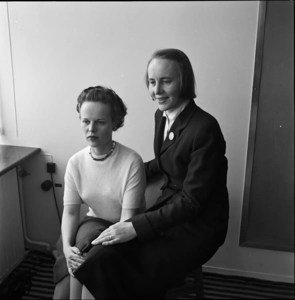 REKLAMBILD FRK EVA RALF OCH FRU THUNBLAD, OMFOTO Å SLÖJDFÖRENINGEN ...