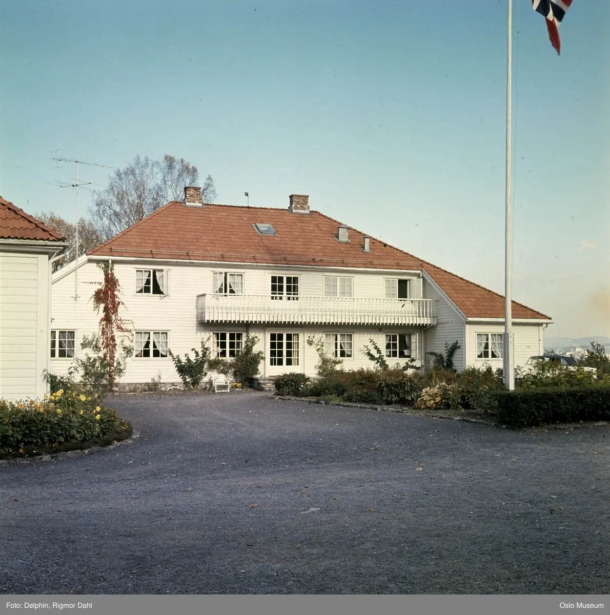 Hos Wenche Foss på Rafnes gård. - Oslo Museum / DigitaltMuseum