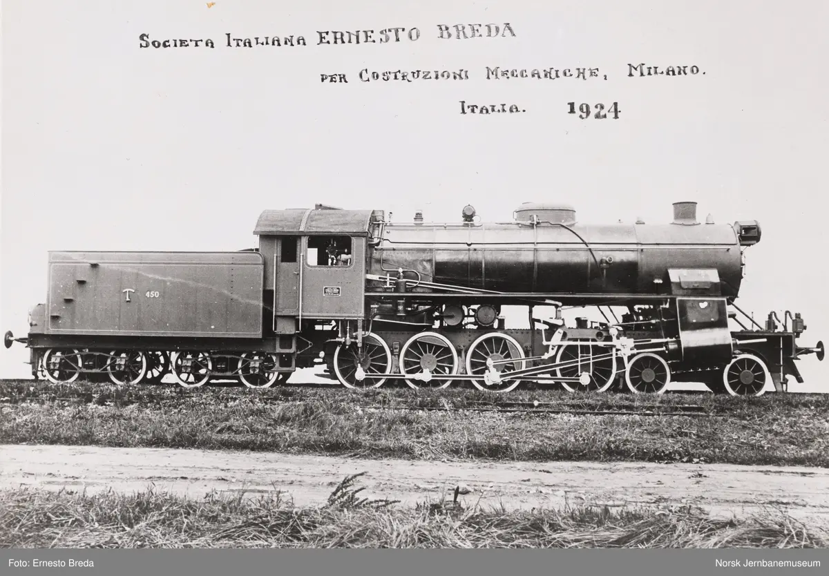 Leveransefoto av damplokomotiv type 31b nr. 450 - Norsk Jernbanemuseum ...