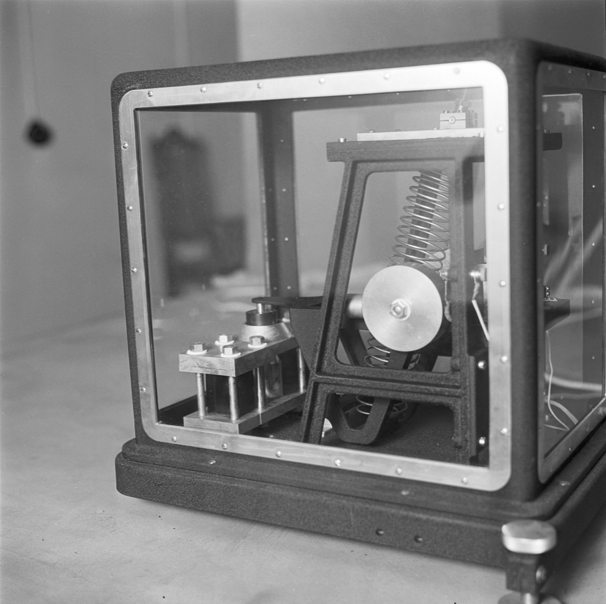 Seismologiska institutionen, apparatur, Uppsala 1956 - Upplandsmuseet ...