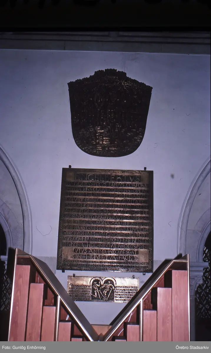 Minnestavla av Engelbrekt i Nikolaikyrkan,1987. - Örebro Stadsarkiv ...