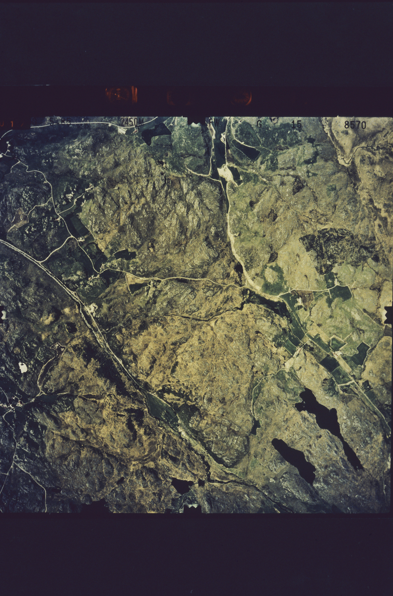 Repro av flyfoto, 8870, Hå k. (farge) - Arkeologisk museum ...