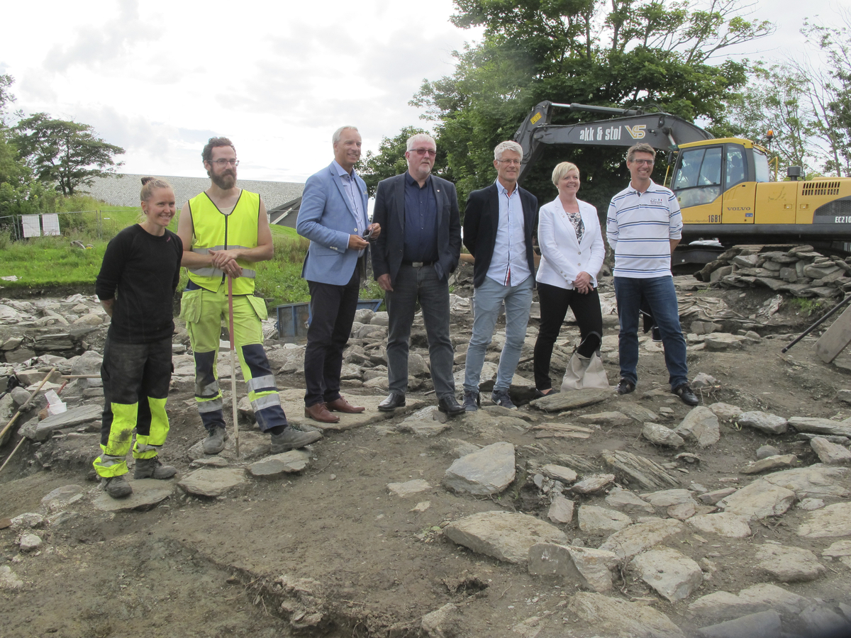 Avaldsnes/Riksantikvaren 2017. - Arkeologisk museum, Universitetet i ...