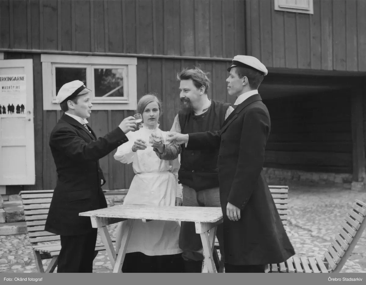 Skådespelare skålar, 1960-tal - Örebro Stadsarkiv / DigitaltMuseum
