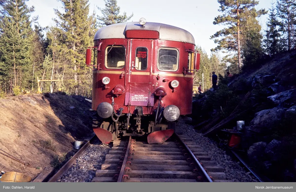 Dieselmotorvogn BM 86 har sporet av mellom holdeplassene Fossan og ...