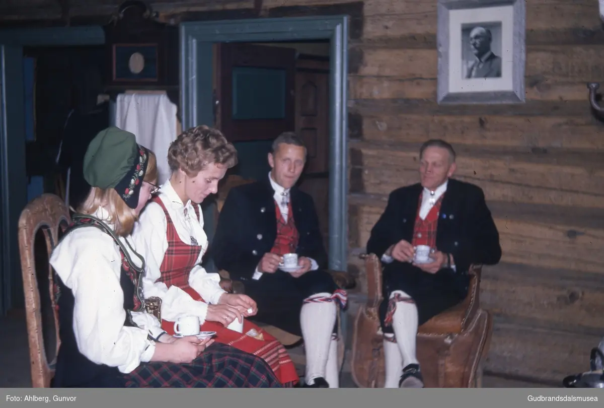 Vågå 1969 Jutulheimkveld, Astrid og Knut Villa, Kristian Gården ... Vågå 1969 Jutulheimkveld, Astrid og Knut Villa, Kristian Gården ...