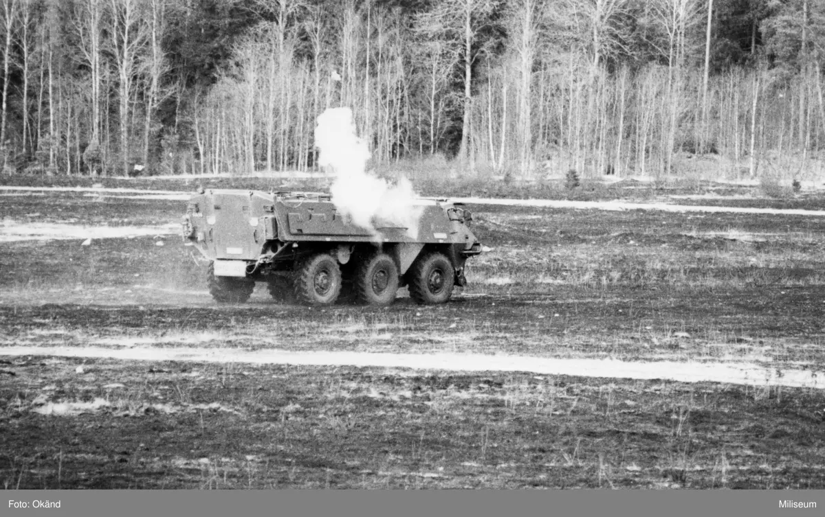 Ing 2 fältarbetsdag. Pansarterrängbil Patria 203. - Miliseum ...