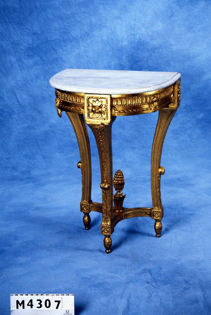 Bord - Västernorrlands museum / DigitaltMuseum