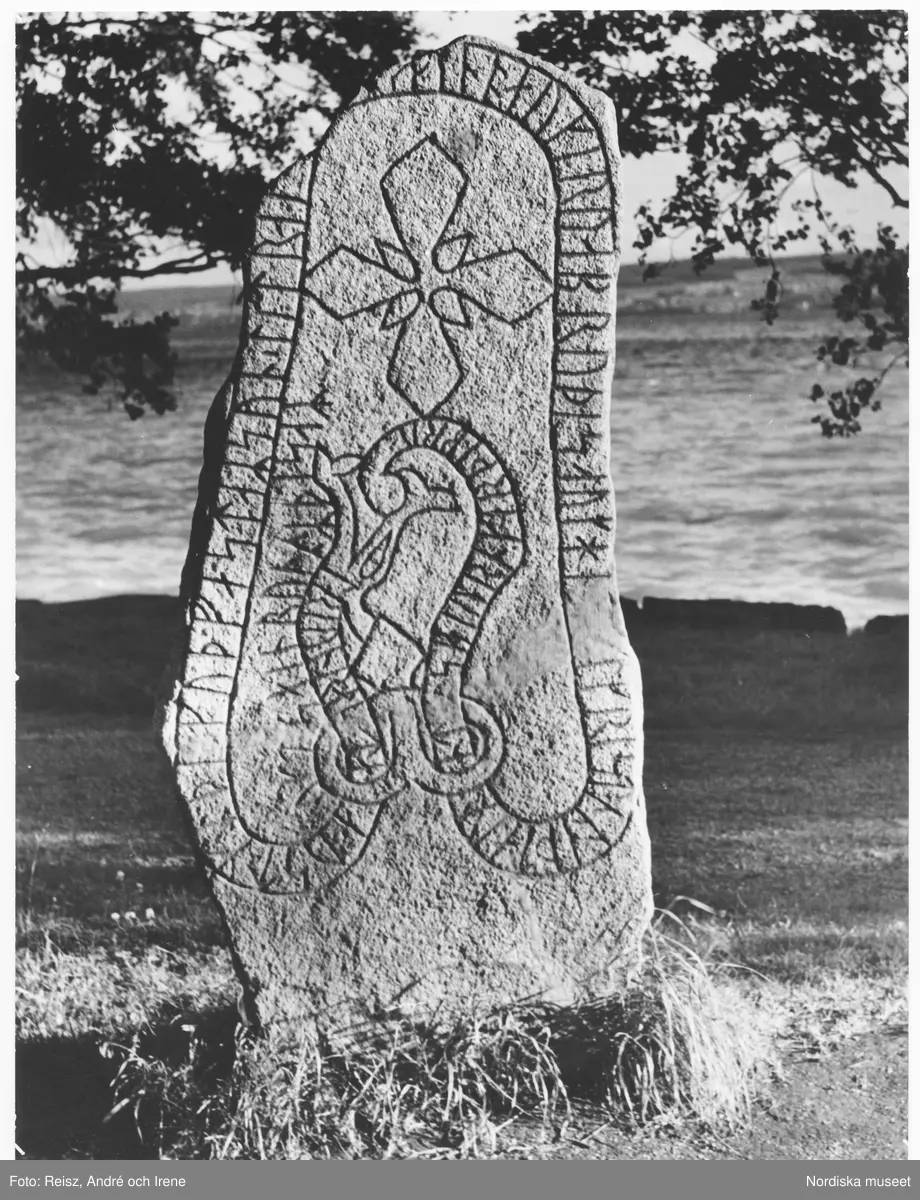 Jämtland. Frösöstenen från 1000-talet efter Kristus. (Sedan 1987 står ...