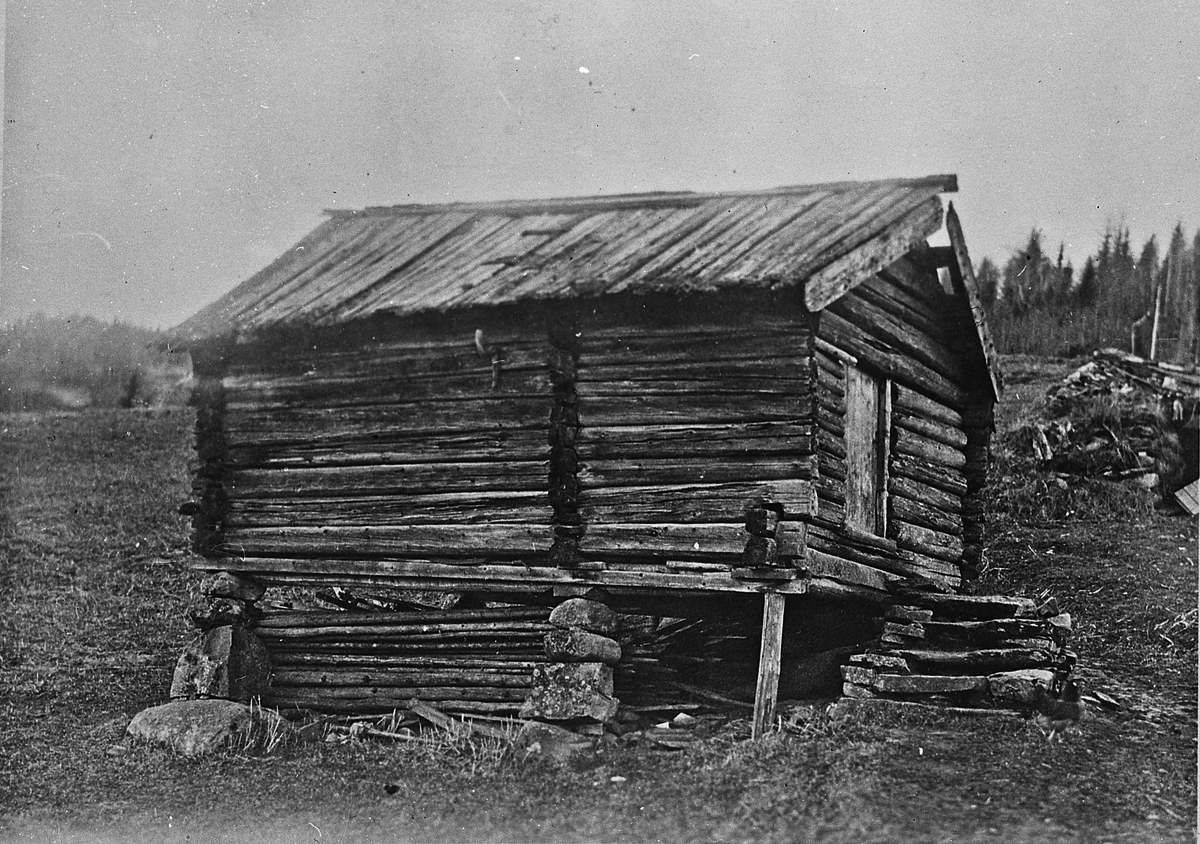 Et gammelt stabbur - Museene i Akershus / DigitaltMuseum