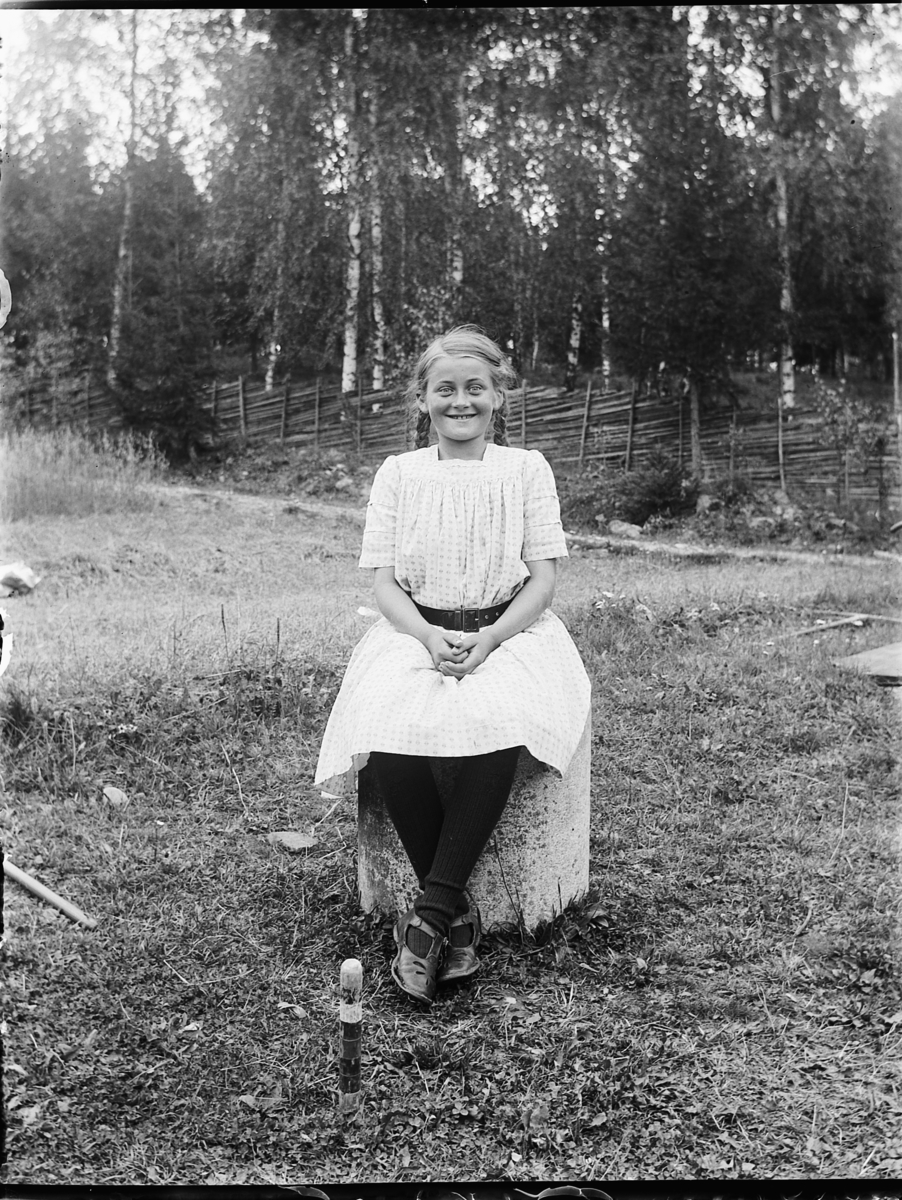 BA BREDAL, DATTER AV SORENSKRIVER PETER BREDAL. - Anno Domkirkeodden ...