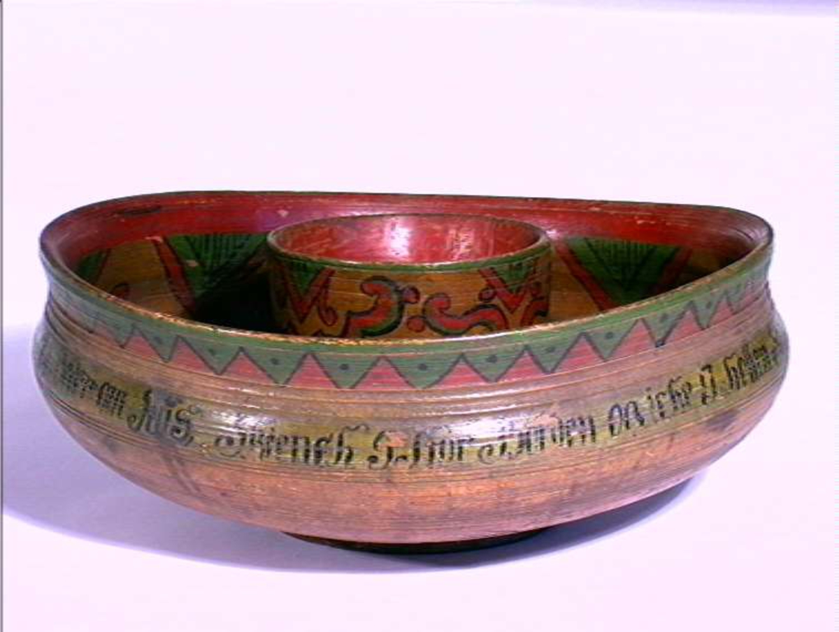 Varaskål - Norsk Folkemuseum / DigitaltMuseum