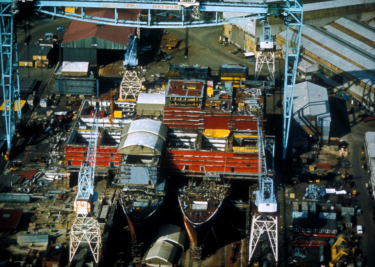 Statfjord_A under konstruksjon ved Stord Verft - Norsk Oljemuseum ...
