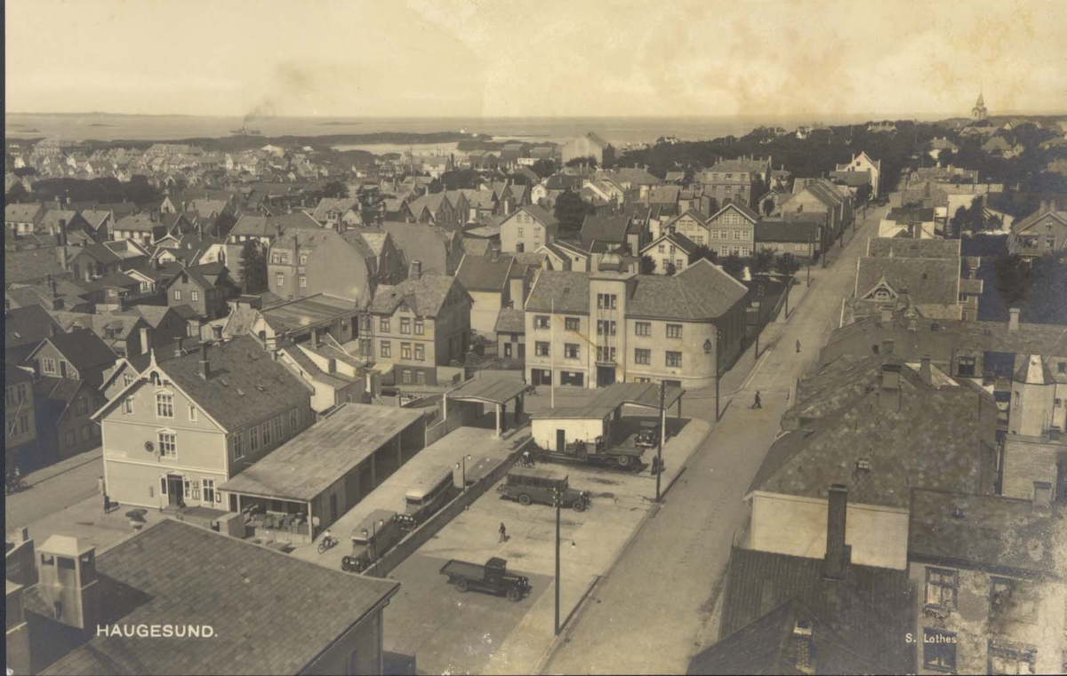 Flyfoto - Bybilde. - Haugalandmuseet / DigitaltMuseum