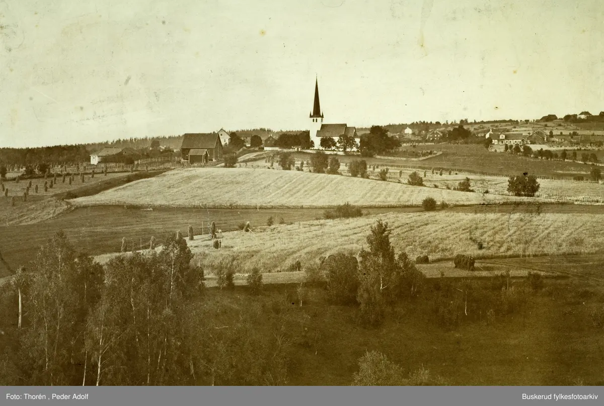 Norderhov gammelt bilde over Norderhov med Norderhov kirke og Norderhov ...