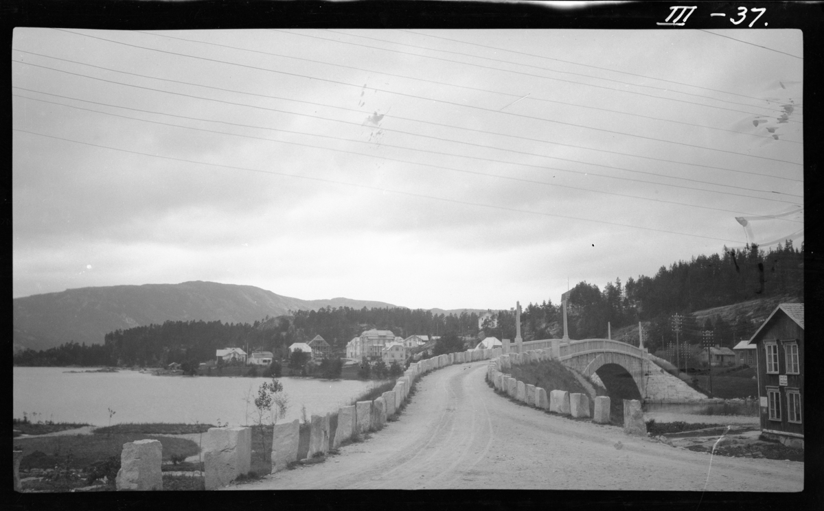 Tveitsund bru - Norges vassdrags- og energidirektorat / DigitaltMuseum Tveitsund bru - Norges vassdrags- og energidirektorat / DigitaltMuseum