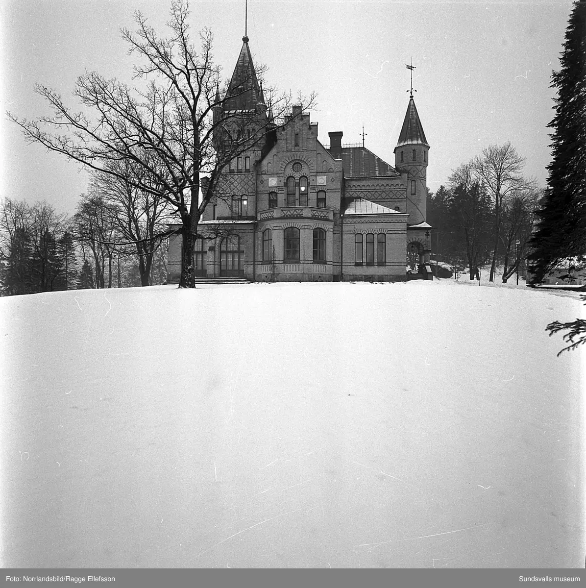 Vinterbilder på Merlo slott, SCA-arkiv. - Sundsvalls museum ...