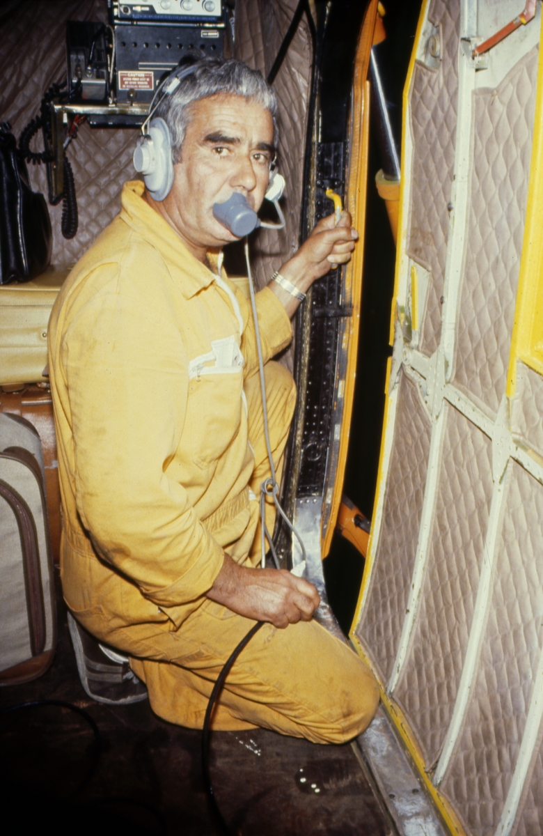 Fra helikopteret på vei til T/T ‘Wind Eagle’ (b. 1977, Kockums Varv ...