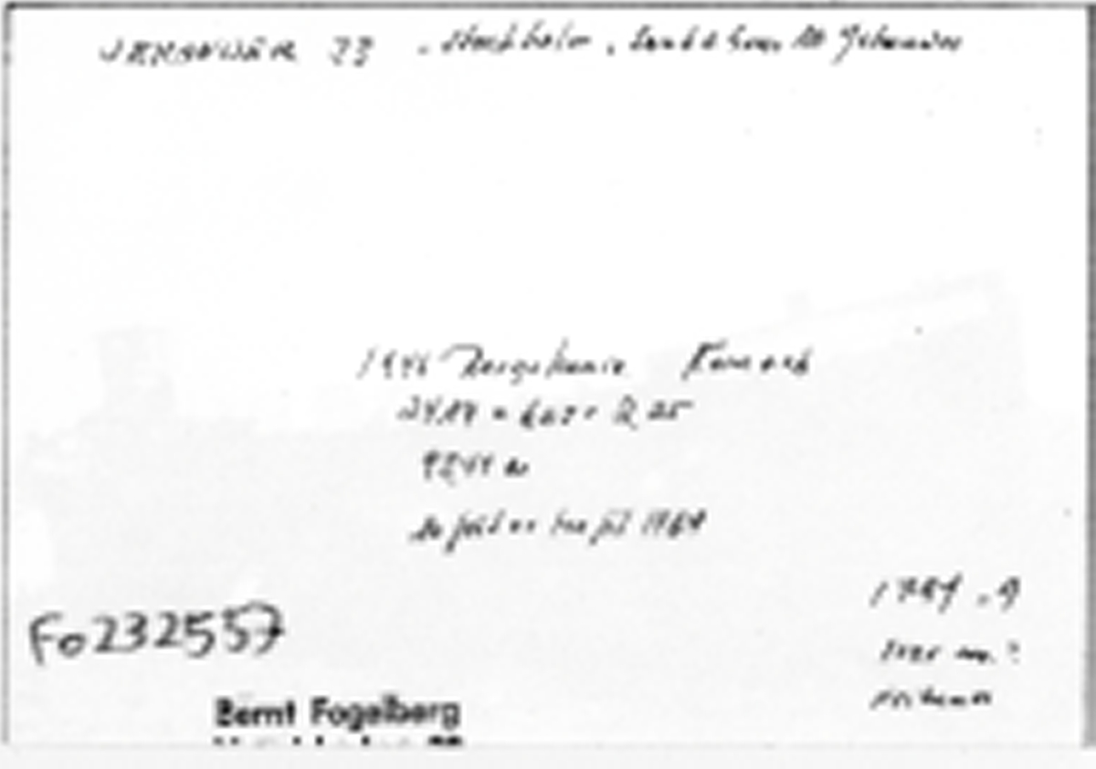 Jehander 33 ligger uppe på land. - Sjöhistoriska museet / DigitaltMuseum