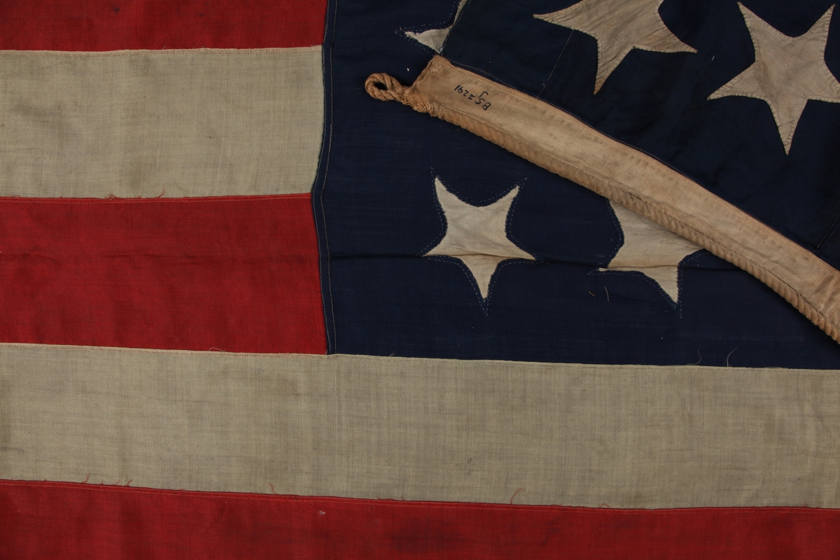 Flagg - Bergens Sjøfartsmuseum / DigitaltMuseum