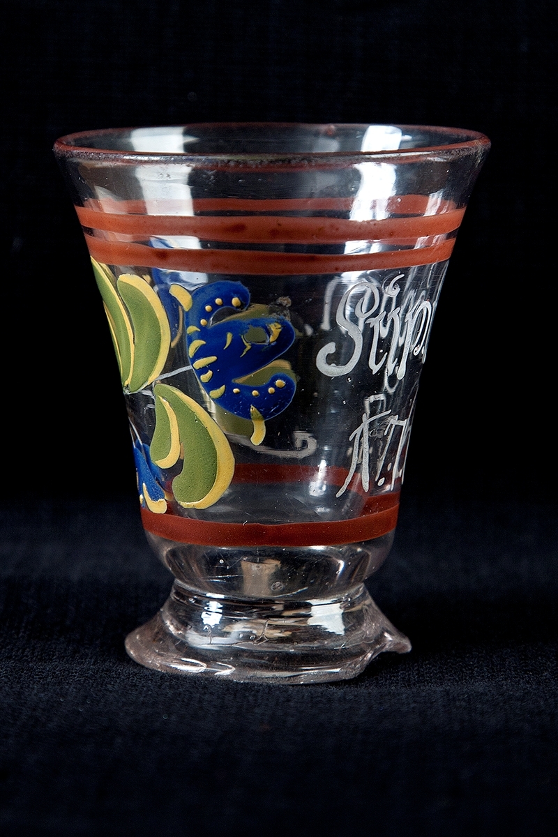 Snapsglas - Hallands kulturhistoriska museum / DigitaltMuseum