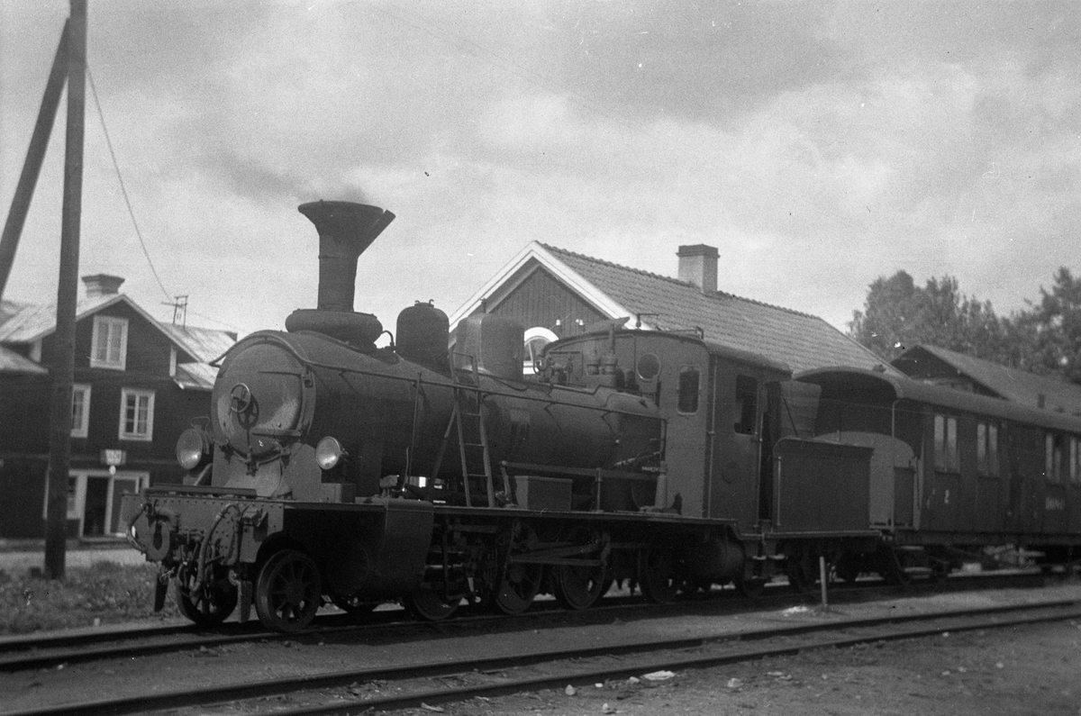DONJ lok 9, byggd 1906 och skrotad 1959 - Järnvägsmuseet / DigitaltMuseum