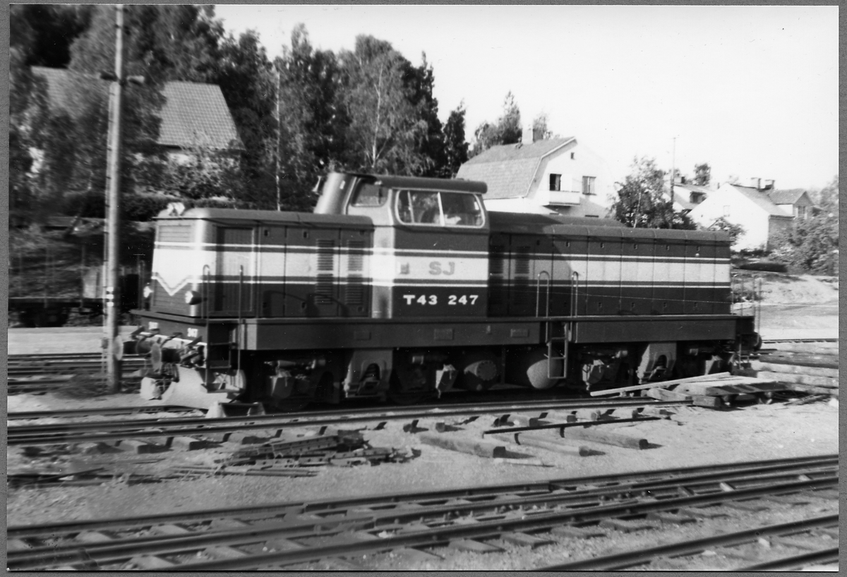 Statens Järnvägar, SJ T43 247. - Järnvägsmuseet / DigitaltMuseum