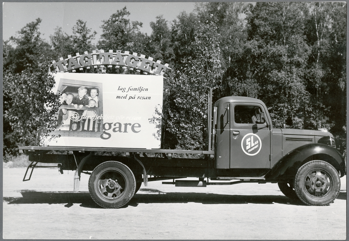 Svensk Lastbil AB, SLAB lastbil under Barnens Dag i Södertälje med ...