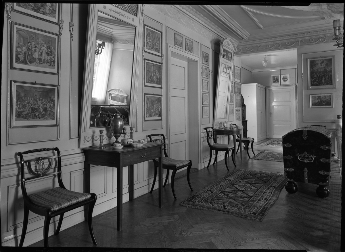Herregårdsinteriør, ant. fotografert på 1920-30 tallet, Holden ...