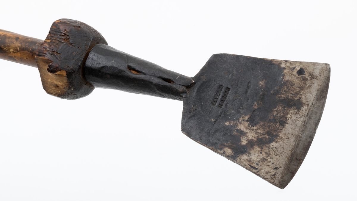 Barkespade - Anno Norsk skogmuseum / DigitaltMuseum