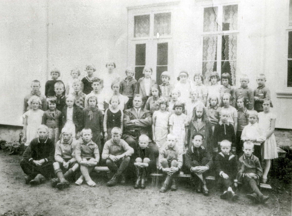 Odnes Skole - Lands Museum / DigitaltMuseum