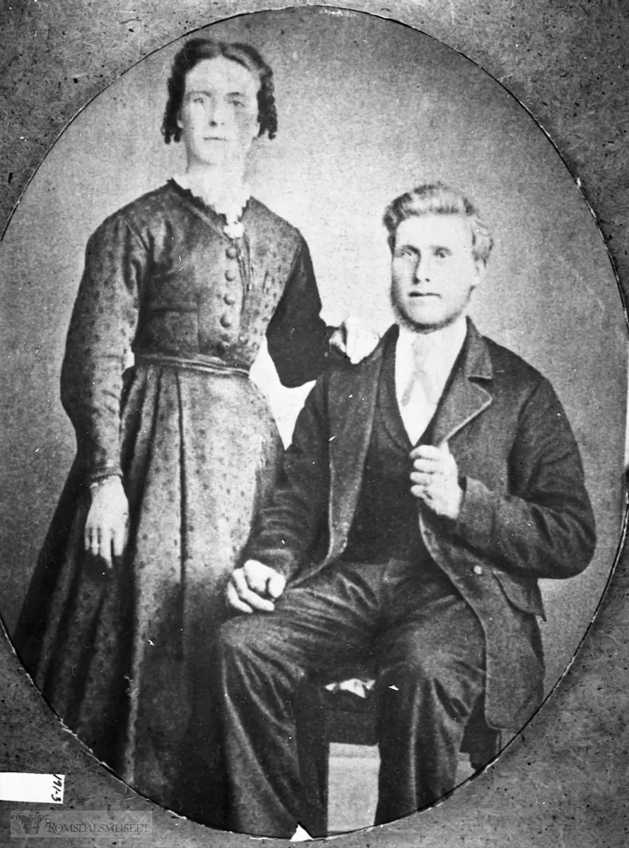 Lars og Ingeborg er foreldre....til Magnus Olsen Klokset ...