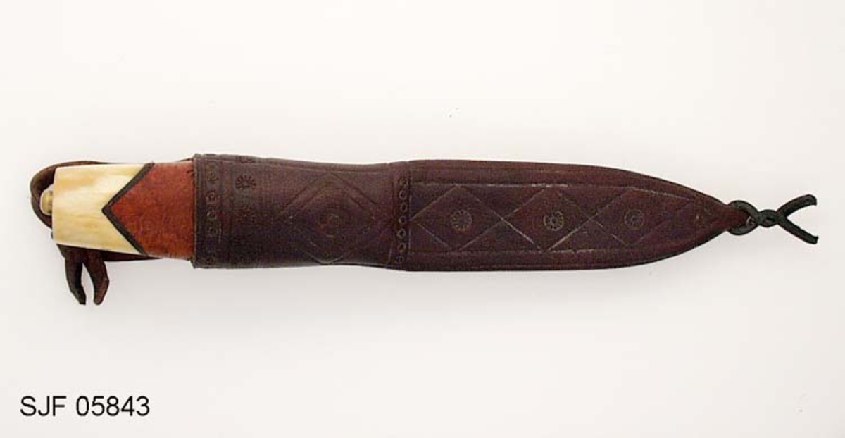 Kniv - Anno Norsk skogmuseum / DigitaltMuseum