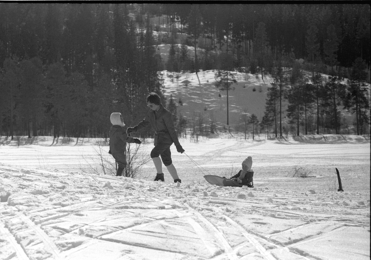 SKJÆRTOSDAGSTEVNET I MALUNGEN. STED:VALLSET. KOMMUNE:STANGE. DATO:30 ...