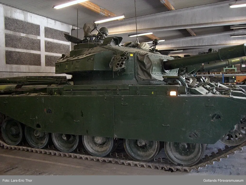 Stridsvagn 102 - Gotlands Försvarsmuseum / DigitaltMuseum