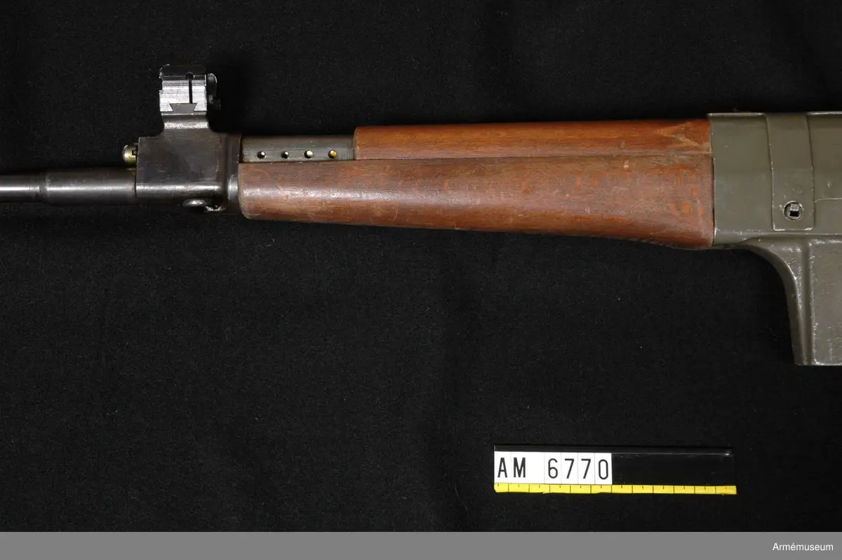 Automatkarbin fm/1961 - Armémuseum / DigitaltMuseum