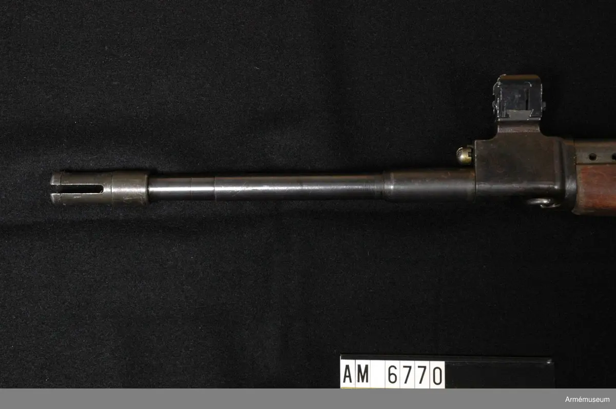 Automatkarbin fm/1961 - Armémuseum / DigitaltMuseum