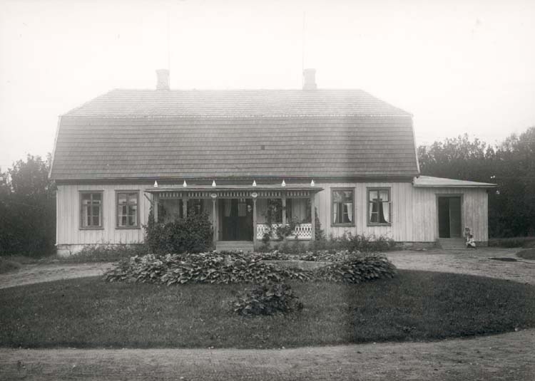 Tryckt text på kortet: "Blomsholm." "Foto ( C6) Dan Samuelson 1924 ...