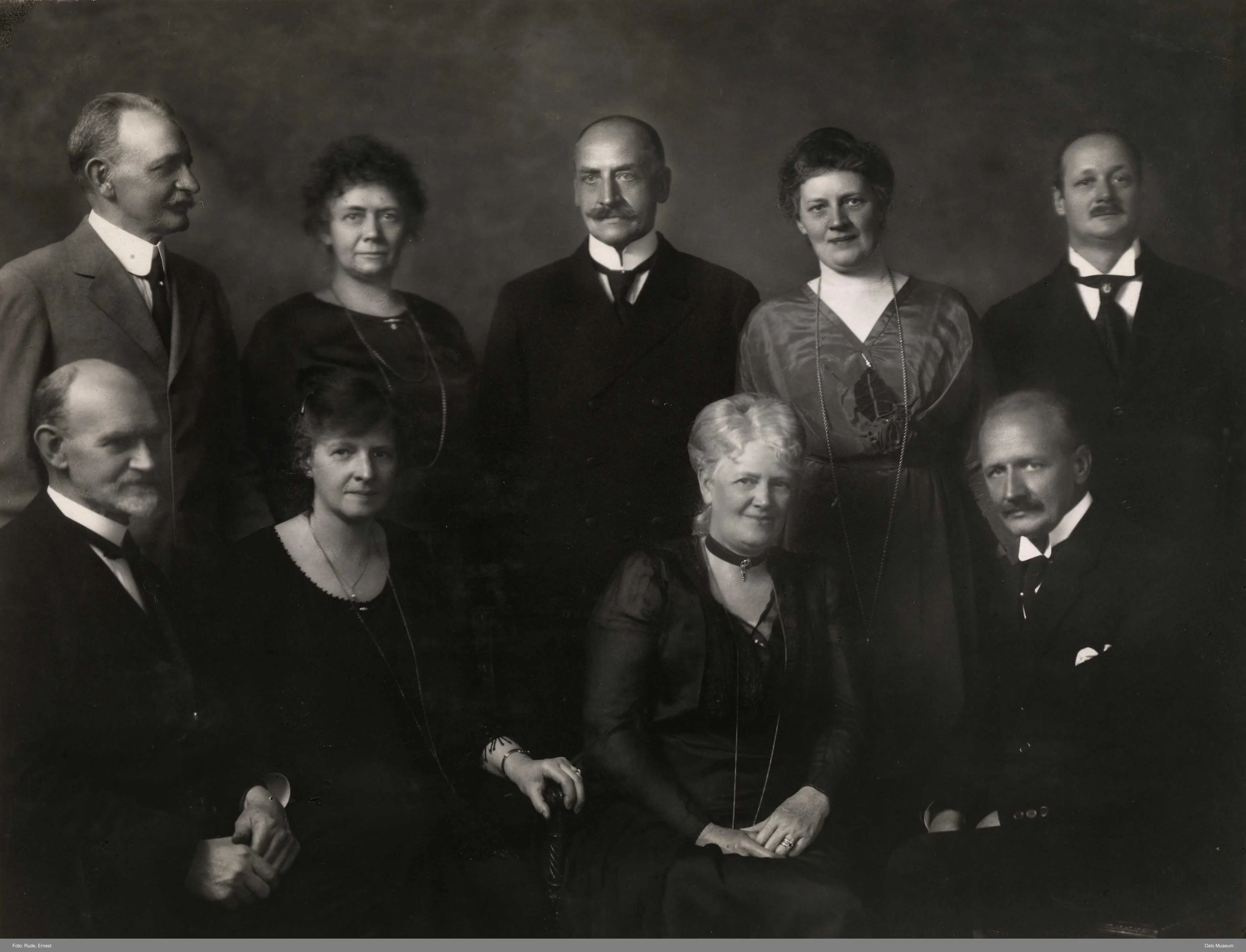 Maleren Harald Sohlberg med søsken. - Oslo Museum / DigitaltMuseum